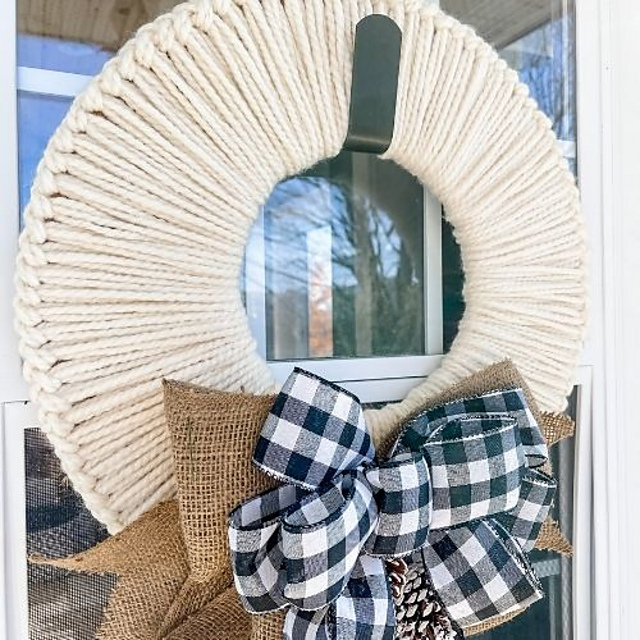 Ravelry: Holiday Yarn Wreath pattern by MJ's Off The Hook Designs