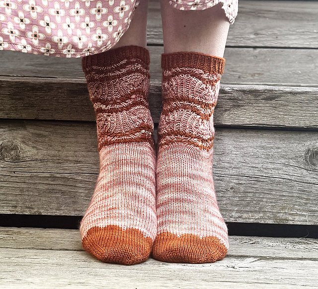 Ravelry: Sheru pattern by Joanna Ignatius