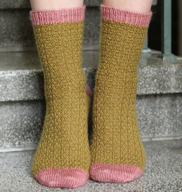 Ravelry: Vira pattern by Joanna Ignatius