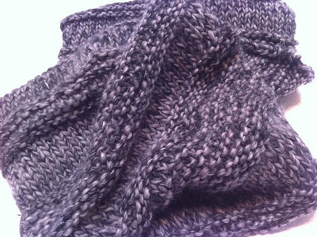 Ravelry: Tangaroa Cowl pattern by Kelly Davis