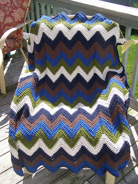 Ravelry: Lap Afghan pattern by Lion Brand Yarn