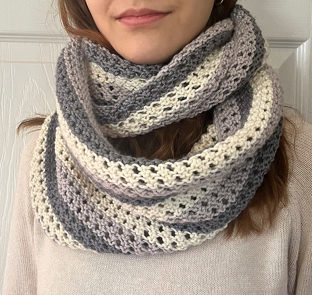 Ravelry: Westford Cowl pattern by Mackenzie Mills