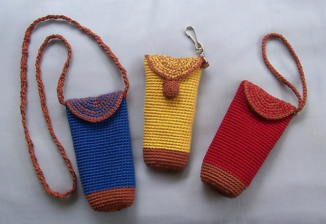 Ravelry: Chic Cell Phone Purses pattern by Mimi Alelis