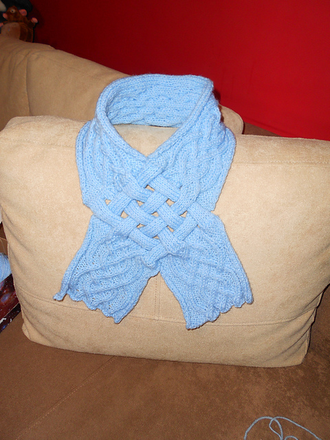 Ravelry: Crossover scarf with saxon braid pattern by Mihaela Craciunescu