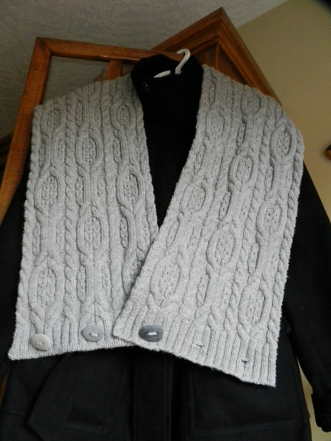 Ravelry: Meemieknits' Frieze