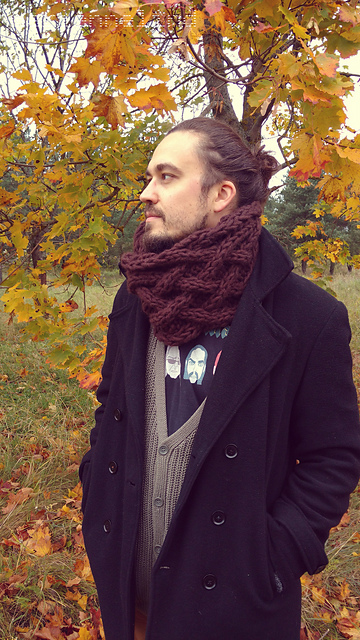 Ravelry: Bulky cowl ERIC pattern by Marianne Lind
