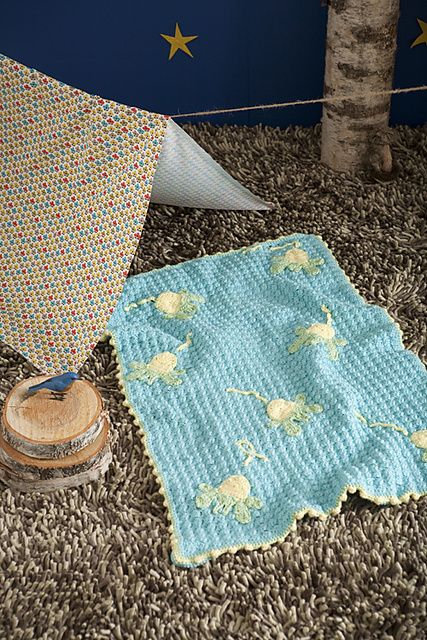 Ravelry: Firefly Blanket pattern by Alison Grenier