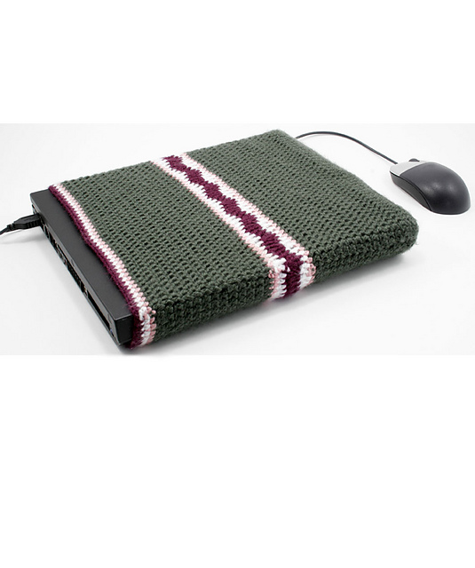 Ravelry: Laptop Cover pattern by Sarah Blalock