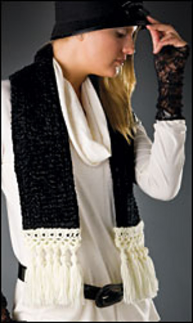 Ravelry: Vintage & Velvet Scarf pattern by Renee Rodgers