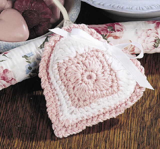 Ravelry: Soft & Sweet Heart Sachet pattern by Katherine Eng