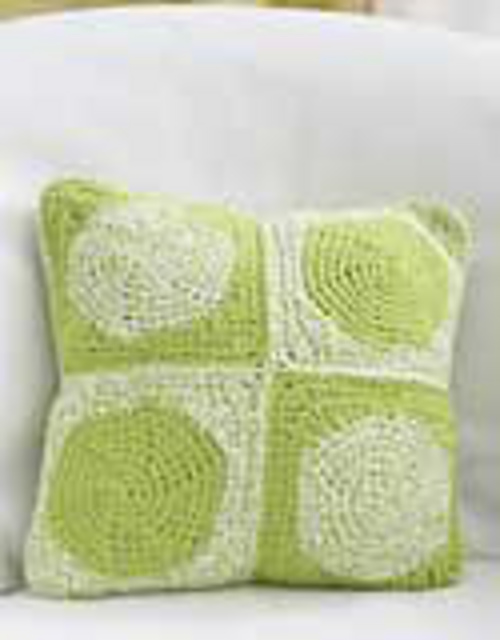 Ravelry: Graphic Pillow pattern by Lily / Sugar'n Cream