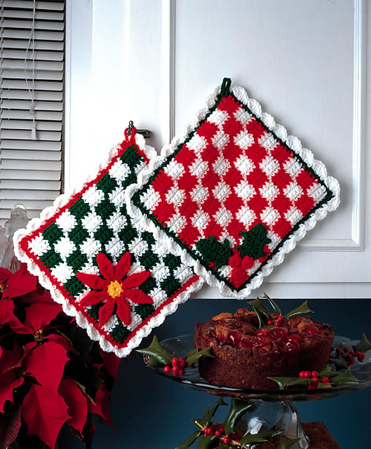 Ravelry: Checkered Hot Mats pattern by Vicki Blizzard