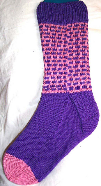 Ravelry: Pink Purple Sock pattern by Nenah Galati
