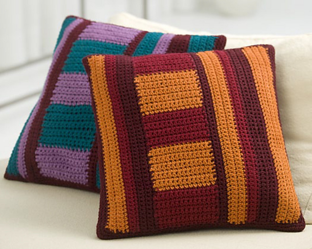 Ravelry: Mod Striped Pillows pattern by Katherine Eng