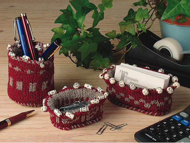 Ravelry: Beaded Desk Accessories pattern by Liliane Dickinson