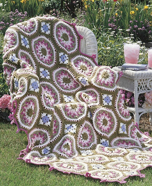 Ravelry: Floral Parade pattern by Dot Drake