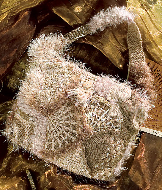 Ravelry: Chic Free-Form Bag pattern by Margaret Hubert