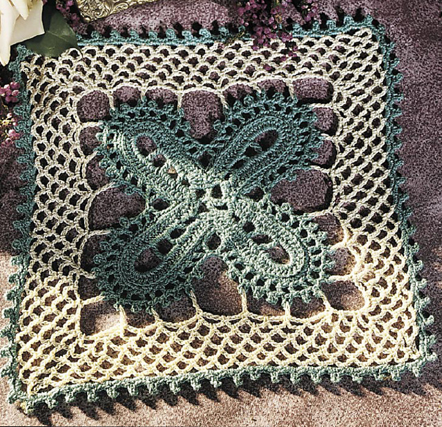 Ravelry: Celtic Cross Doily pattern by Rose Pirrone