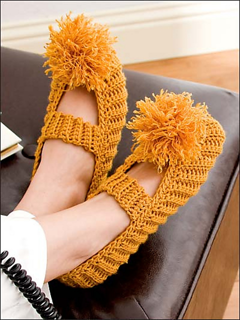 Ravelry: Elfin Slippers pattern by Ruth Blythe