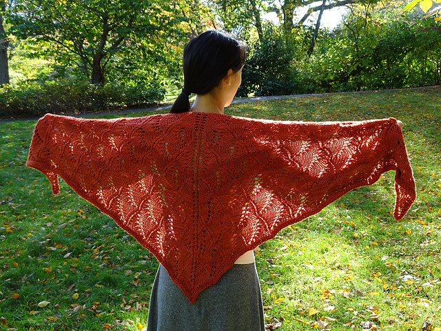 Ravelry: La Marée pattern by Melanie Rice