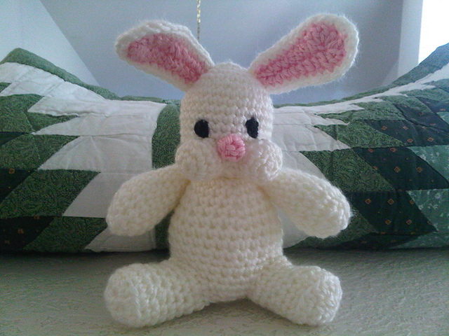 Ravelry: Itty Bitty Bunny pattern by Sheila Leslie
