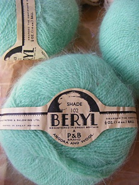 Ravelry: Patons UK Beryl Angora Wool