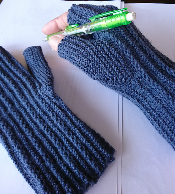 Ravelry: Totally Wild pattern by Tracey Lee