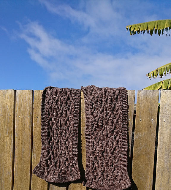 Ravelry: Recondite pattern by Tracey Lee