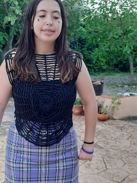 Ravelry: Spiderweb Top pattern by María José Arpi Soler