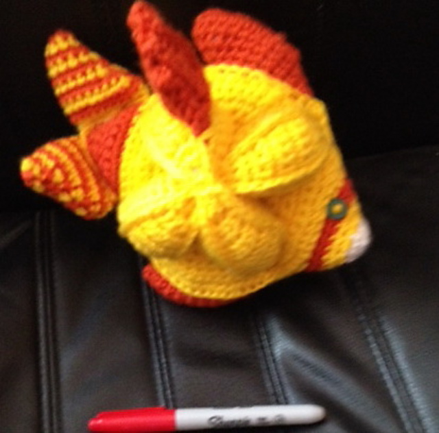 Ravelry: mlmoharos' Amish Fin the Fish (Fin the Fish by Dedri Uys)