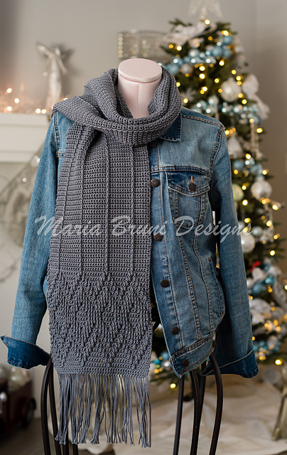 Ravelry: La Bella Vita Scarf pattern by Maria Bruni