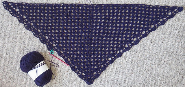 Ravelry: mng's Erma Spring Shawl
