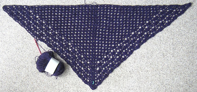 Ravelry: mng's Erma Spring Shawl