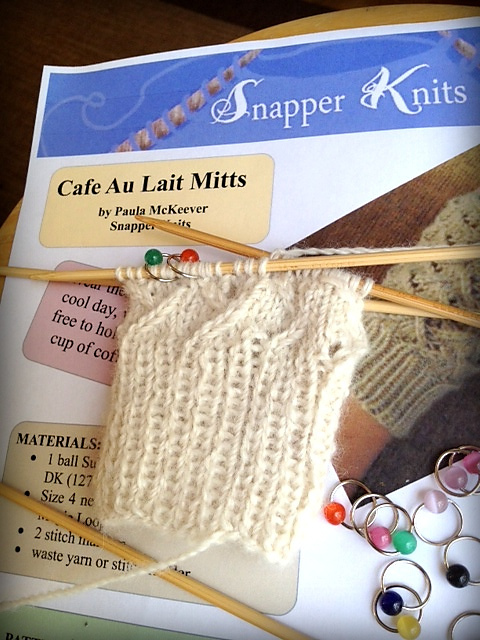 Ravelry: mollymax's Cafe au Lait Mitts