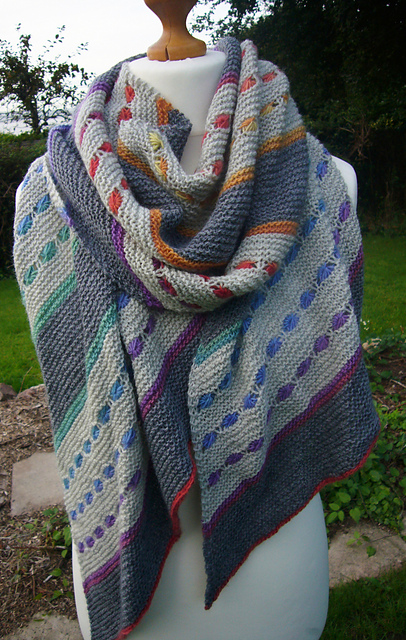 Ravelry: Progression shawl pattern by Helen Kennedy