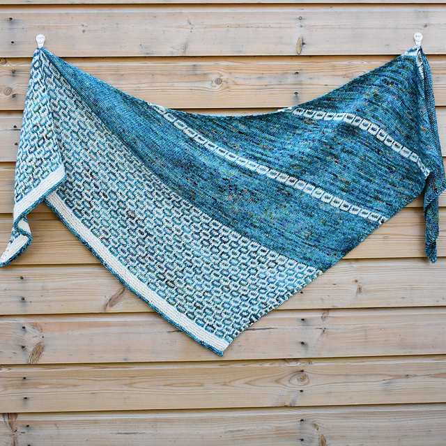 Ravelry: Fizz Pop Shawl pattern by Helen Kennedy