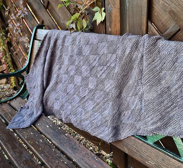 Ravelry: Central Wrap pattern by Mone Dräger