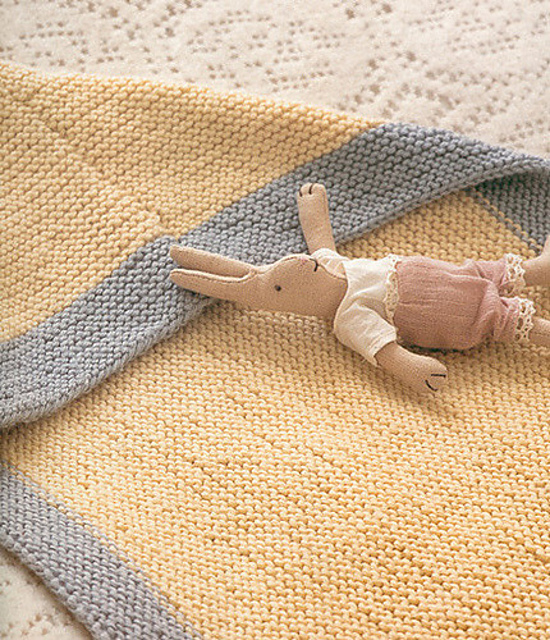 Ravelry: Baby papoose pattern by Claire Montgomerie