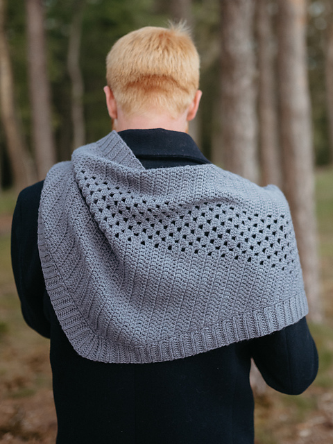 Ravelry: Gudrun pattern by Zeens and Roger