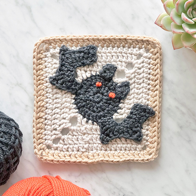 Ravelry: Bat granny square pattern by Morgane Yarn