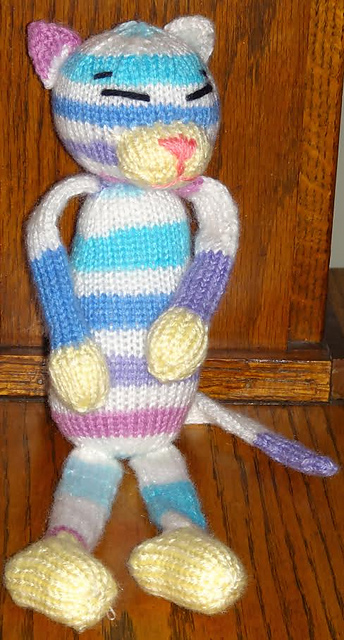 Ravelry: Cat pattern by Chris Collins