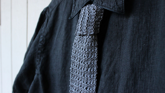 Ravelry: Granite Necktie pattern by Kristen McDonnell