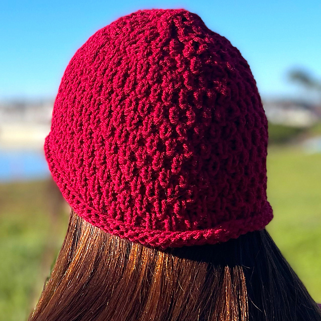 Ravelry: Swift Stitch Hat pattern by Kristen McDonnell