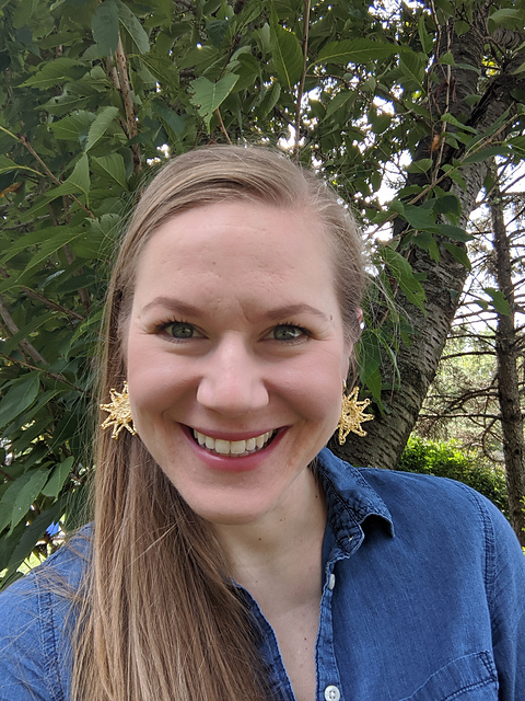 Ravelry: The Flower of the Sun Earrings pattern by Priscilla Allen