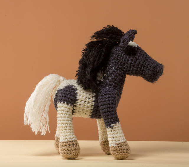 Ravelry: Pinto pattern by Megan Kreiner