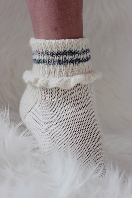 Ravelry: Lucille pattern by Marie-Pier Lessard