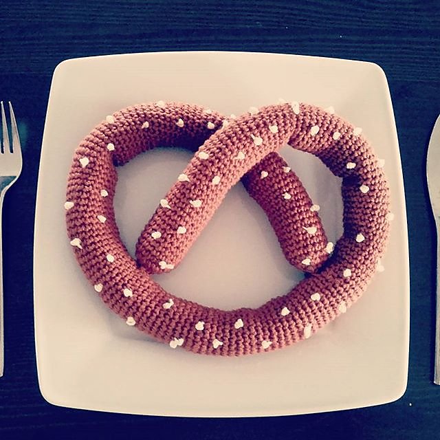 Ravelry: Brezel, Brezn, Oktoberfest pattern by crochet with love