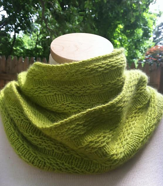 Ravelry: Deborah's Slip Stitch Cowl pattern by Deborah Sheehan
