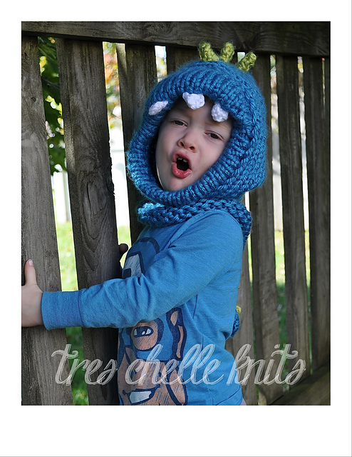 Ravelry: mrscattell's Dino Hooded Cowl