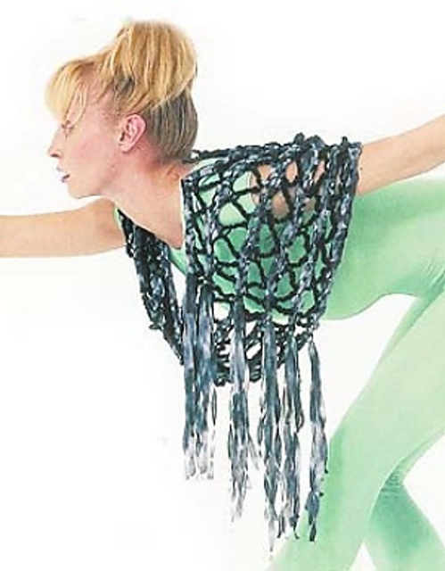 Ravelry: On The Fringe Moebius Scarf pattern by Lion Brand Yarn